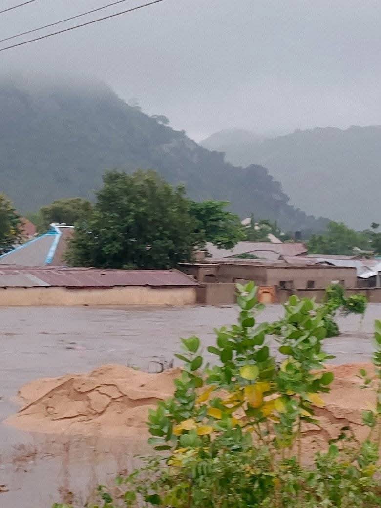 Breaking: Severe Flood Strikes Hong Town, Adamawa State — Anguwan Gada ...